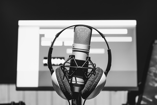 How our commercial voice-over services can meet your commercial and ...